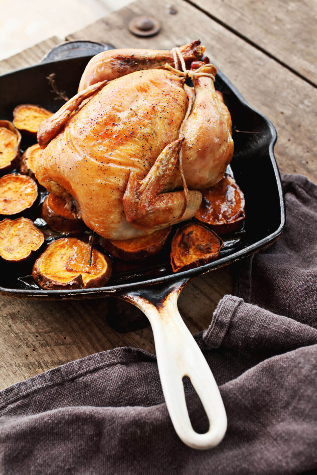 Roasted Chicken with Sweetpotato Rounds - North Carolina Sweetpotatoes
